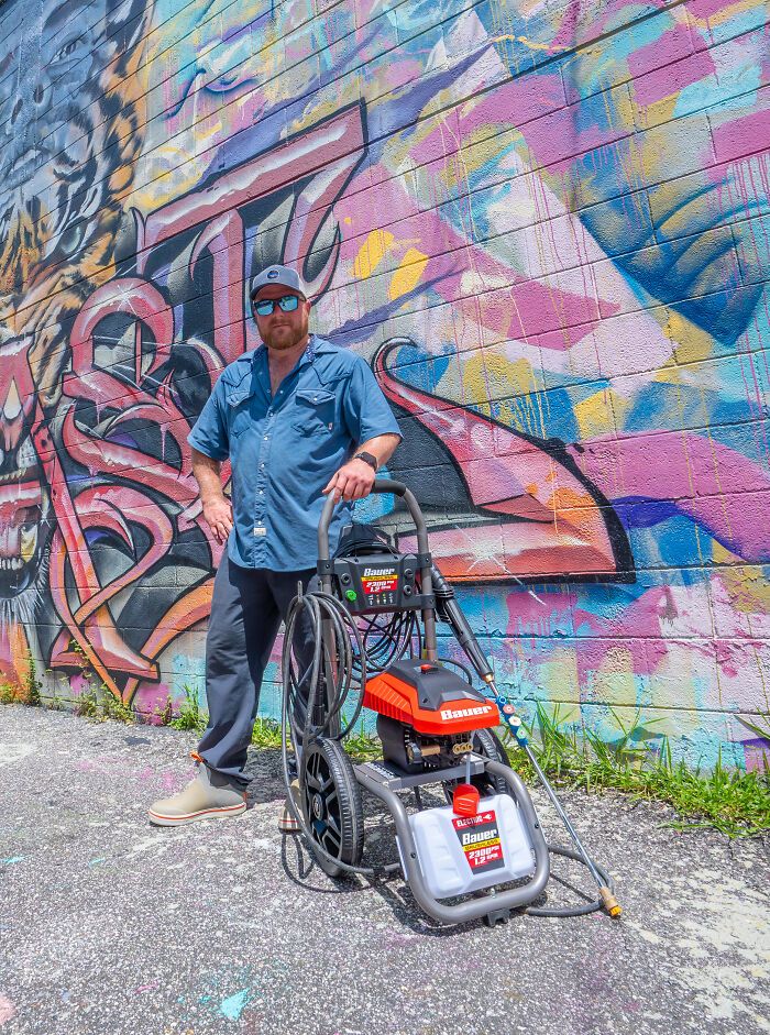 Descubra a arte inusitada de Sam Ward: Pinturas na calçada com lavadora ...